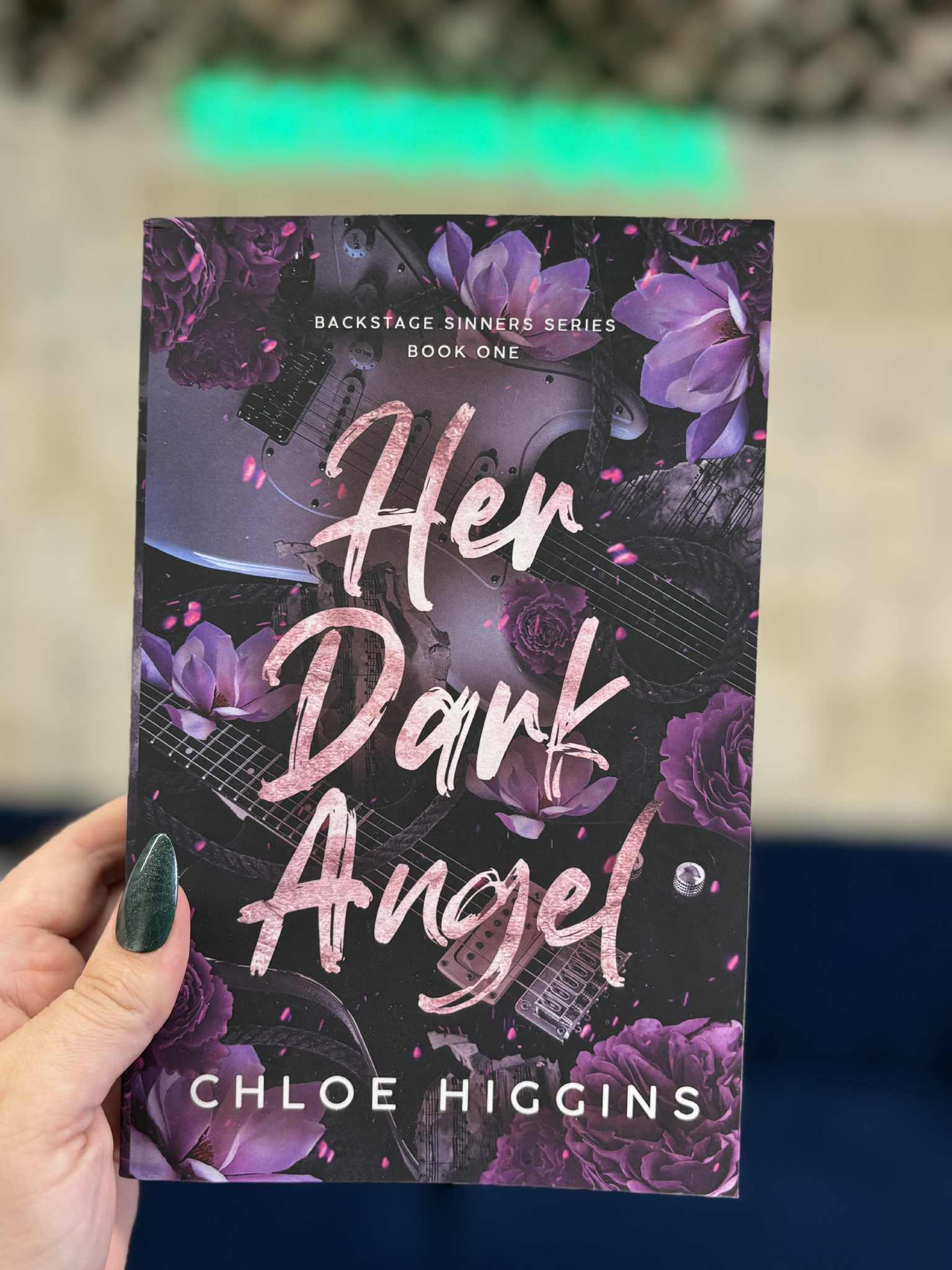 Her Dark Angel - Chloe Higgins – The Indie Realm