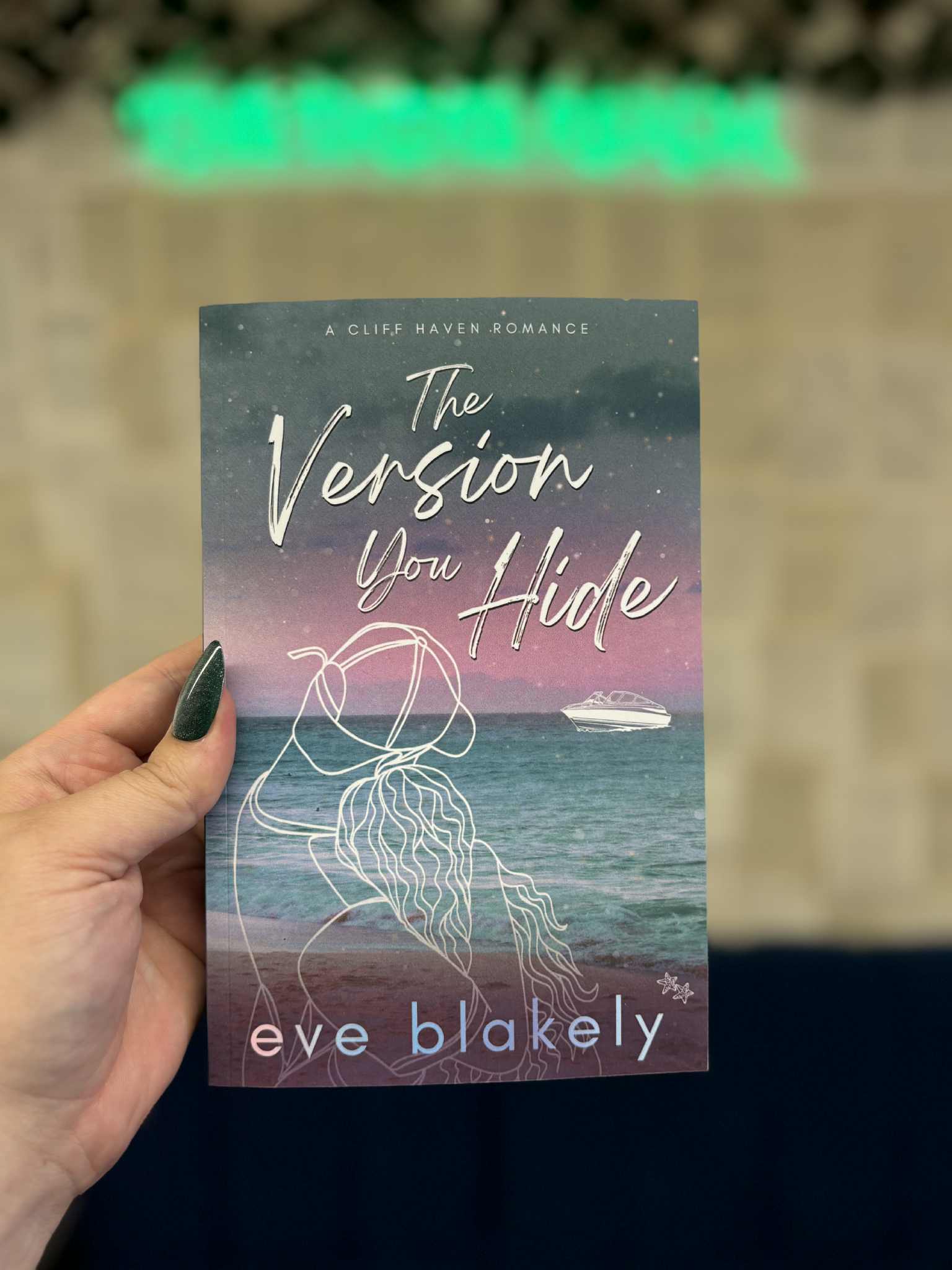 The Version You Hide - Cliff Haven Series - Eve Blakely – The Indie Realm
